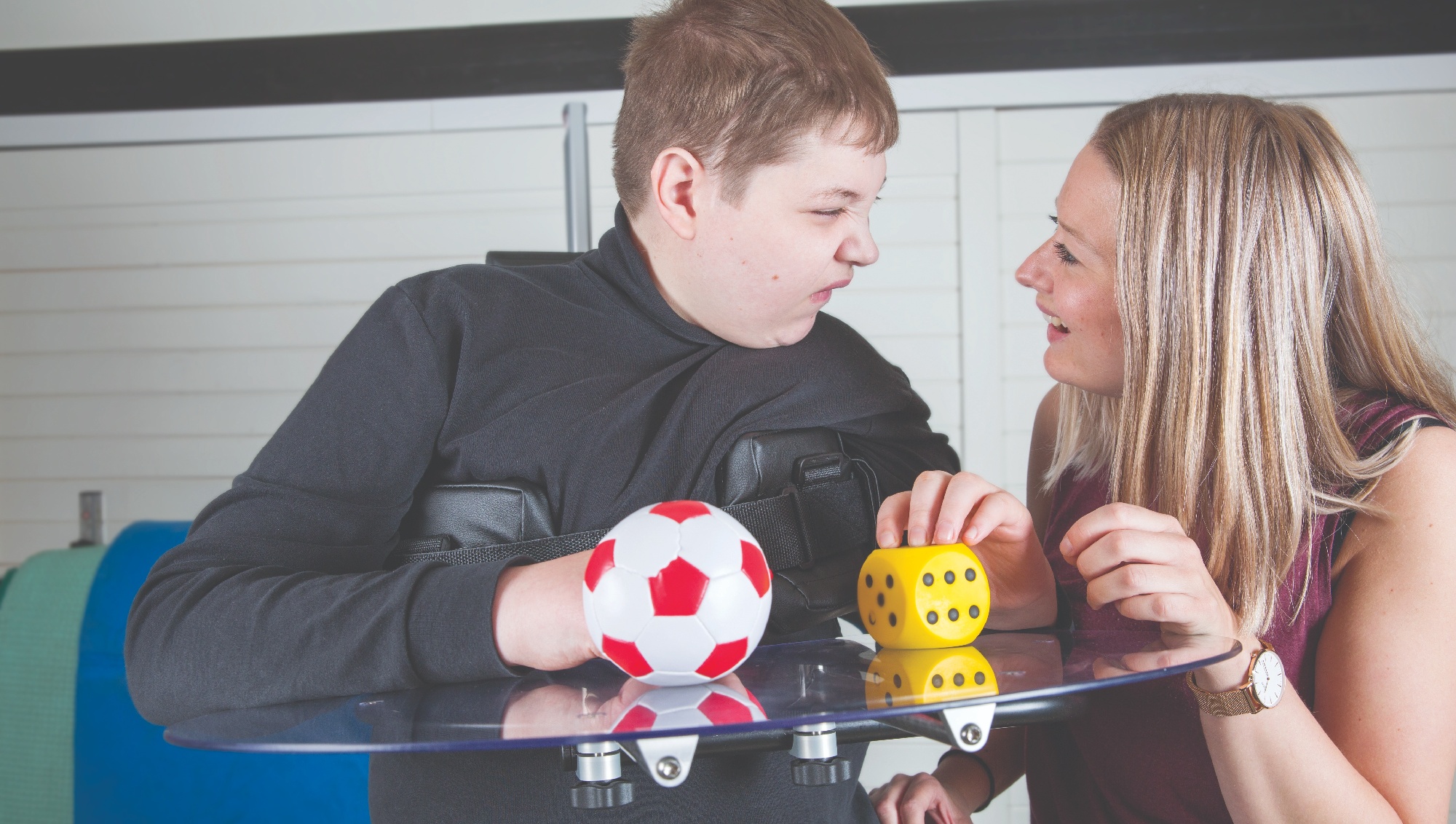 What is a dynamic standing device?